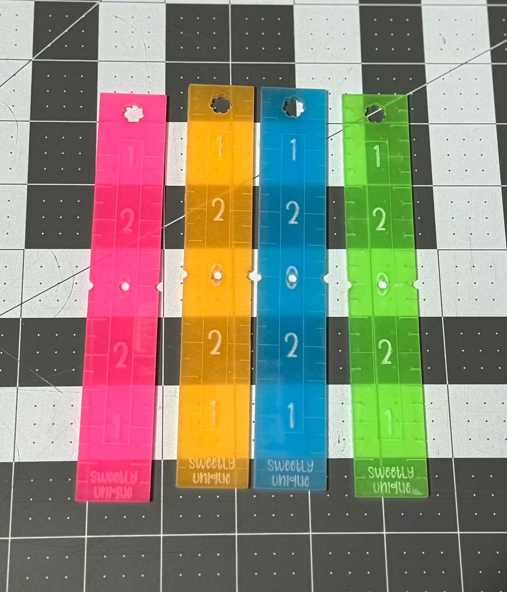 Clear 6” ruler or center point finder – Sweetly Unique Boutique LLC